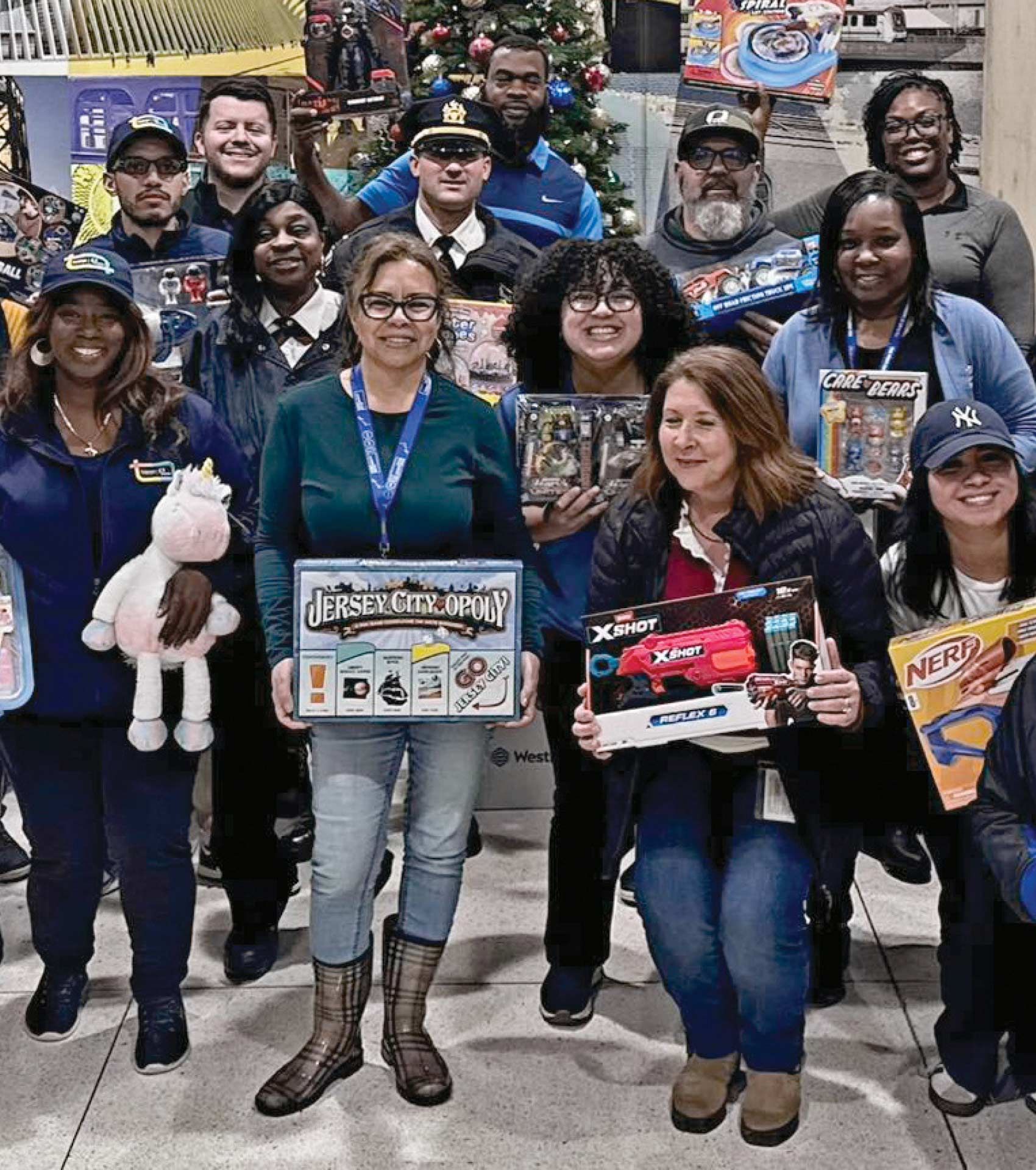 PAPD Marine Corps Association Donates to Toys for Tots - Port Authority ...