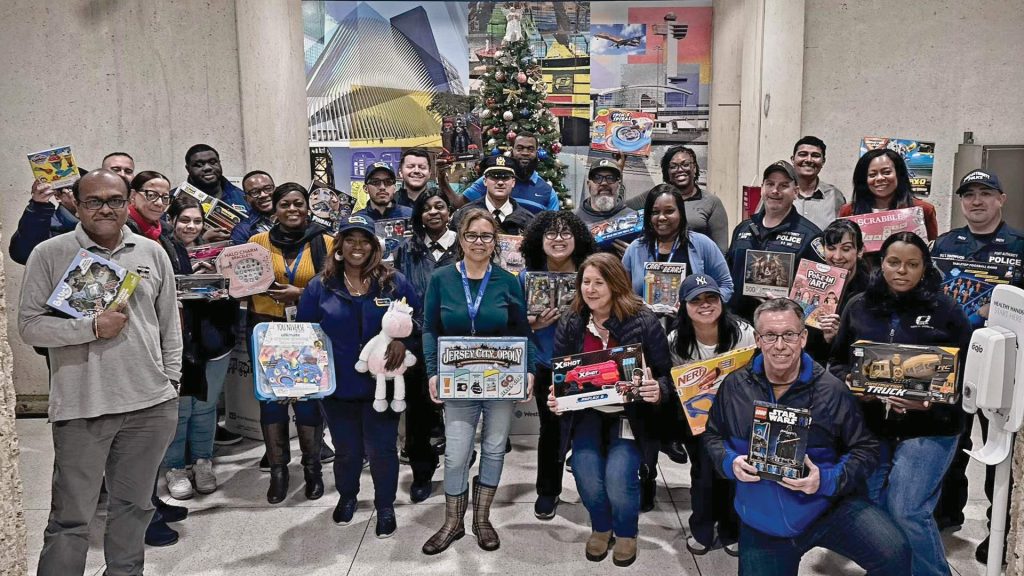 PAPD Marine Corps Association Donates to Toys for Tots - Port Authority ...
